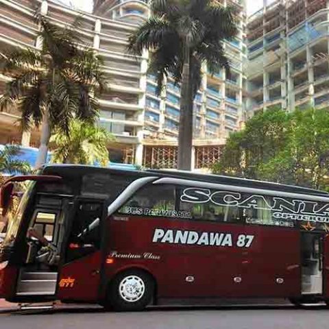 Pandawa 87, Gian Aljabal, Gian, Mukhamad Gian Aljabal, Sewa bus wisata ...